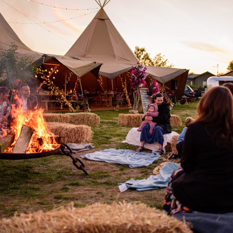 Little Park Farm - Events & Accommodation in South Berkshire